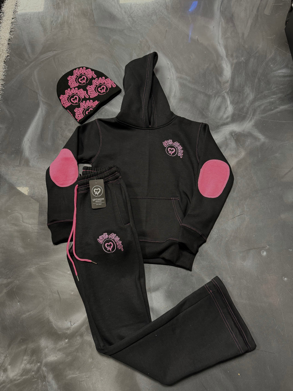 Love Hard Flare- Black/Pink – Uptimum Bodied Bermuda